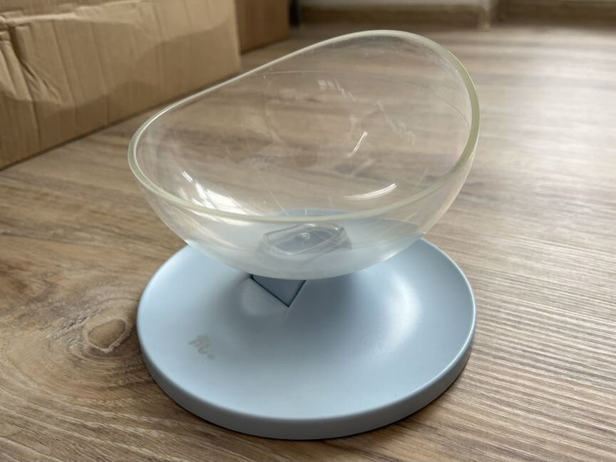 Кошачья миска пластиковая