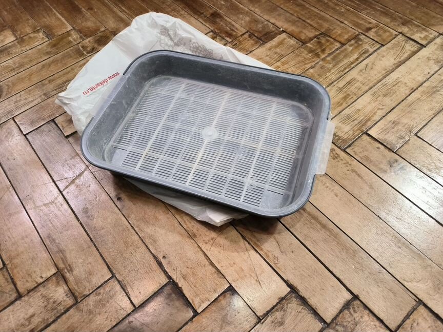 Кошачий лоток