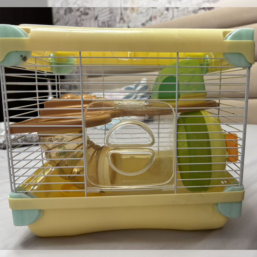 Клетка для хомяка со всем необходимым