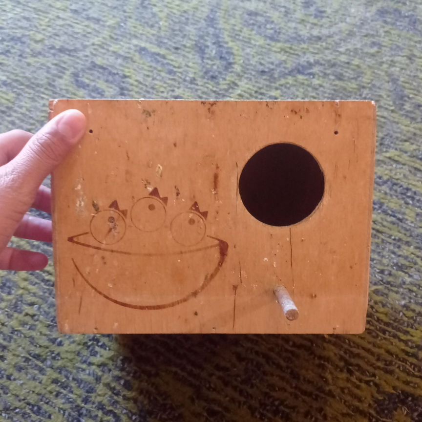 Продаю гнездо для попугаев мелкого ввида