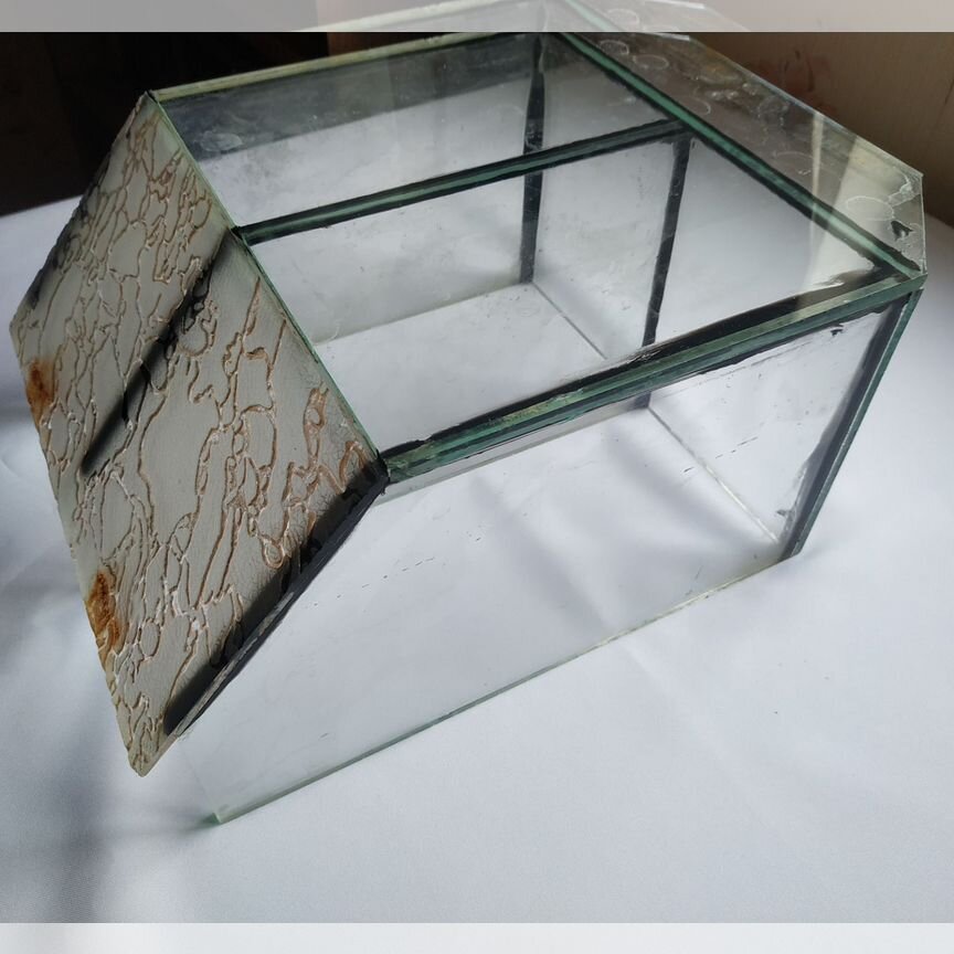 Стеклянный островок для черепахи бу