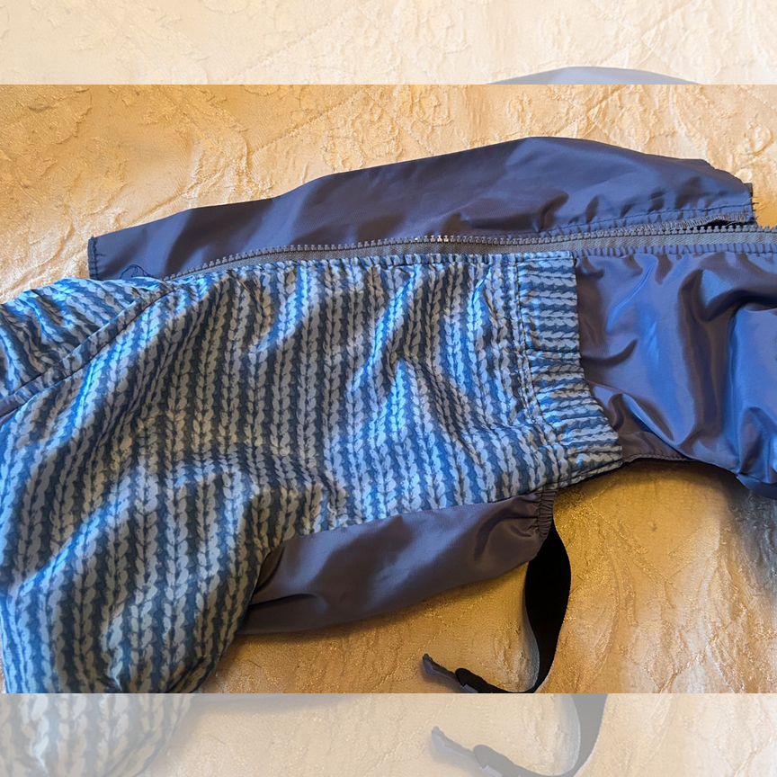 Зимний комбинезон для собаки