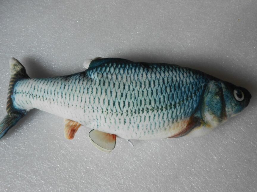 Игрушка для кошек интерактивная рыбка