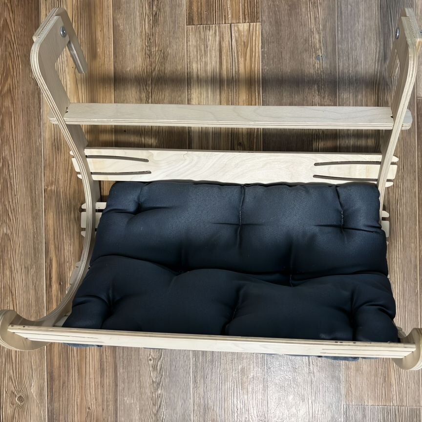 Место для кошек, котов, маленьких собак