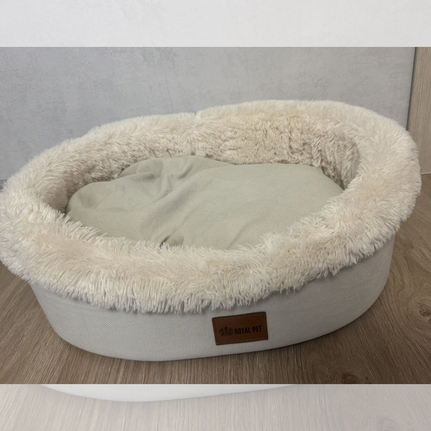 Лежанка для собак и кошек бу