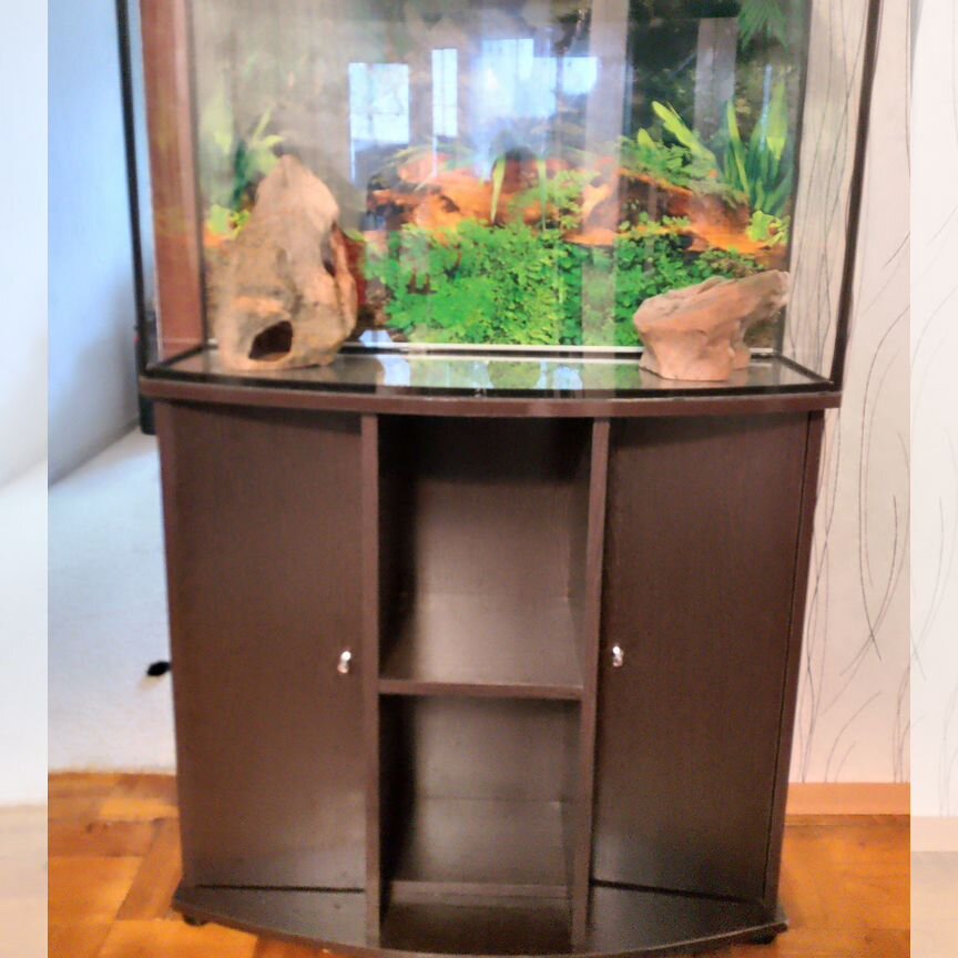Аквариум с тумбой бу