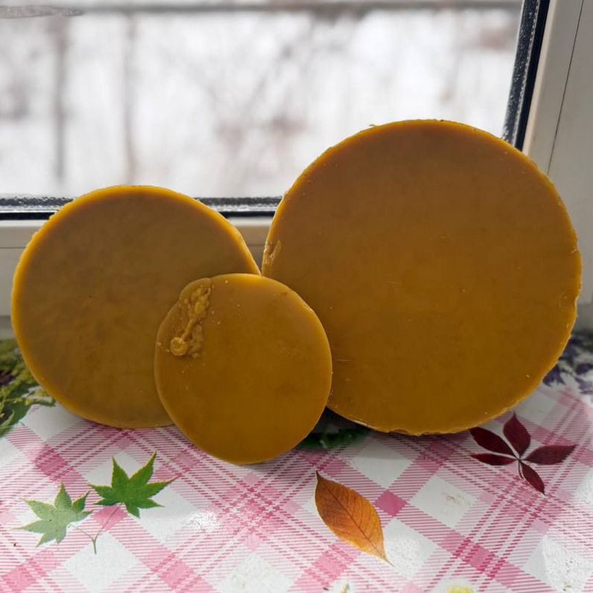 Воск пчелиный