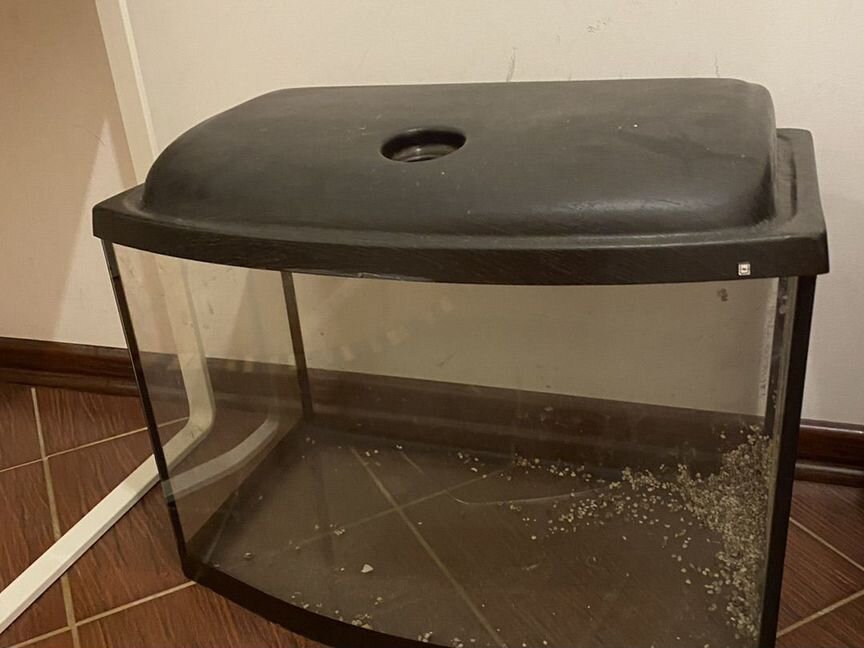 Аквариум (трещина на дне)