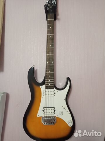 Электрогитара с комбиком купить в Краснодаре | Хобби и отдых | Авито
