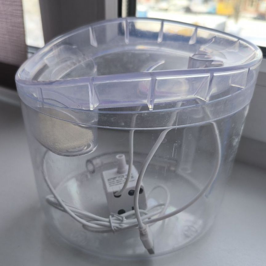 Фонтан - поилка для животных