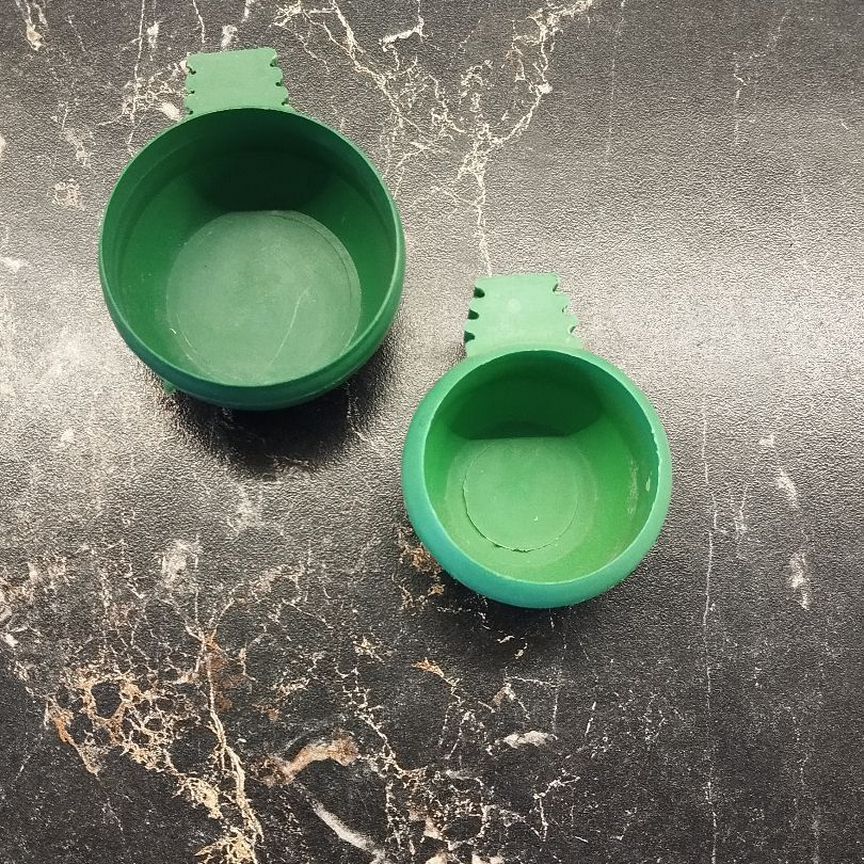 Миски для кормления птиц