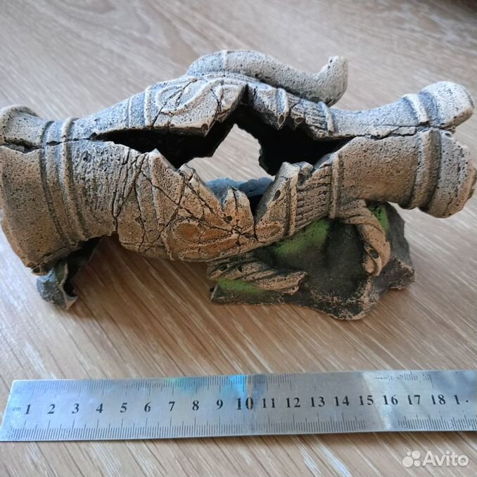 Глиняный кувшин в аквариум