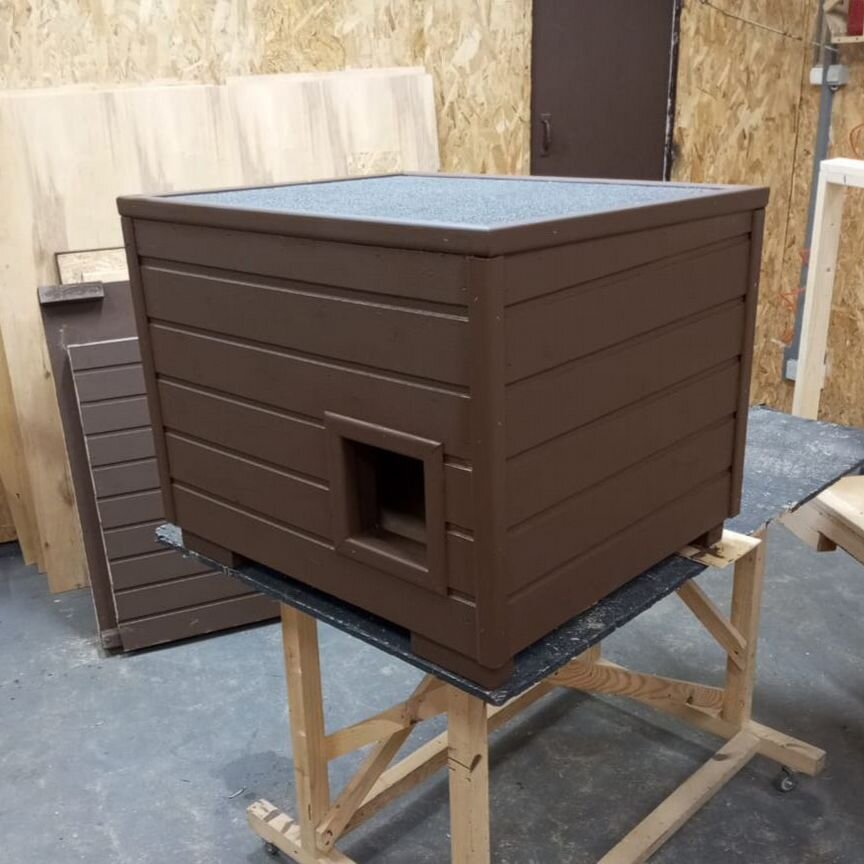 Уличный домик для кошек. В наличии