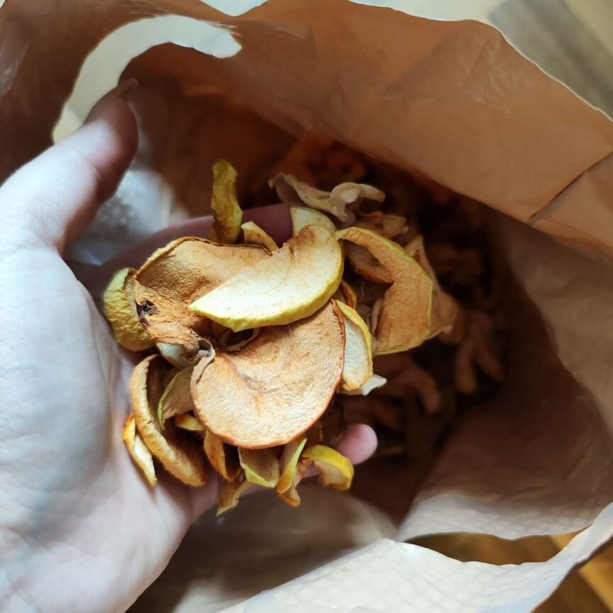 Сушёные яблоки и груши для грызунов