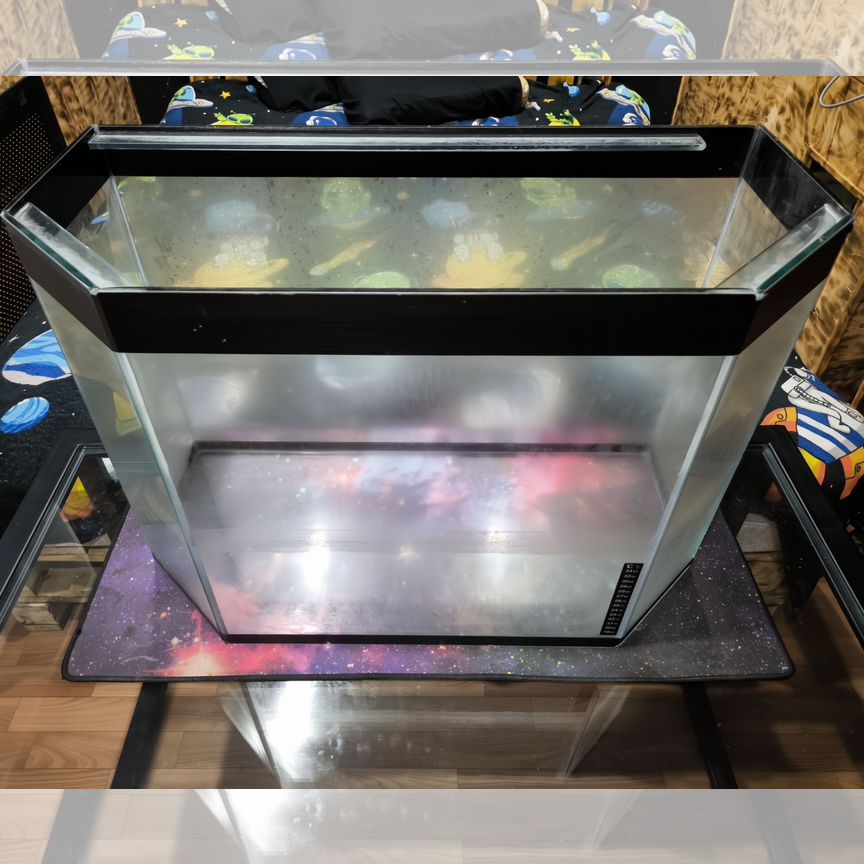 Аквариум 90л