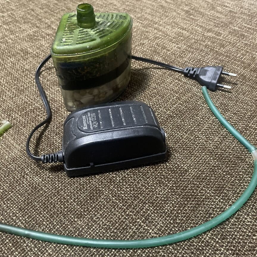 Компрессор воздушный для аквариума с биофильтром