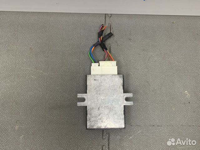 Bmw f10 f80 f12 f15 блок топливного насоса в Москве, цена 3 000 руб ...