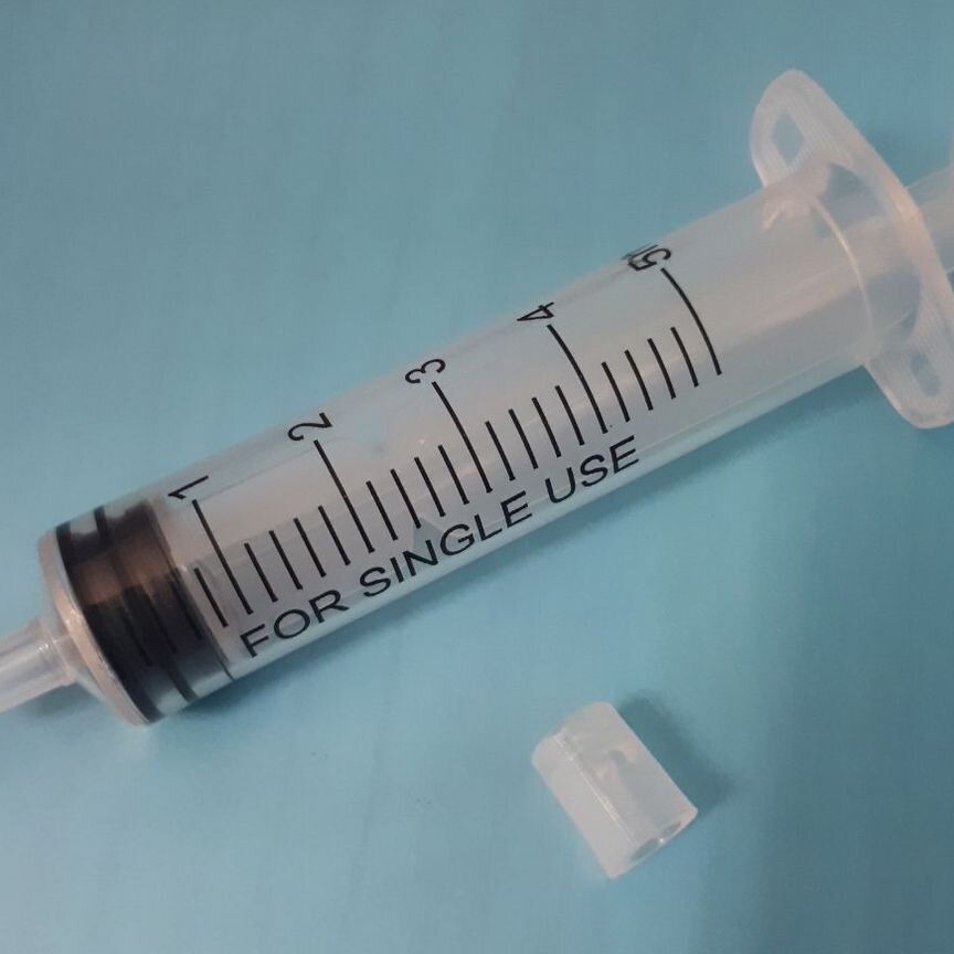 Парфюмерный шприц