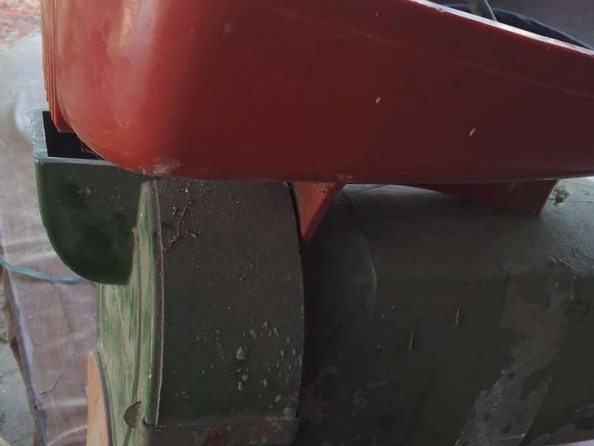 Зерно дробилка