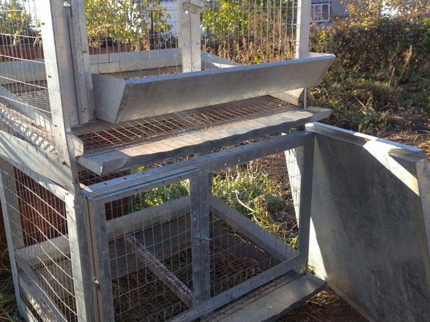 Продам клетки для кур б/у