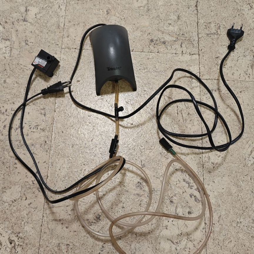 Компрессордля аквариума tetratec aps100