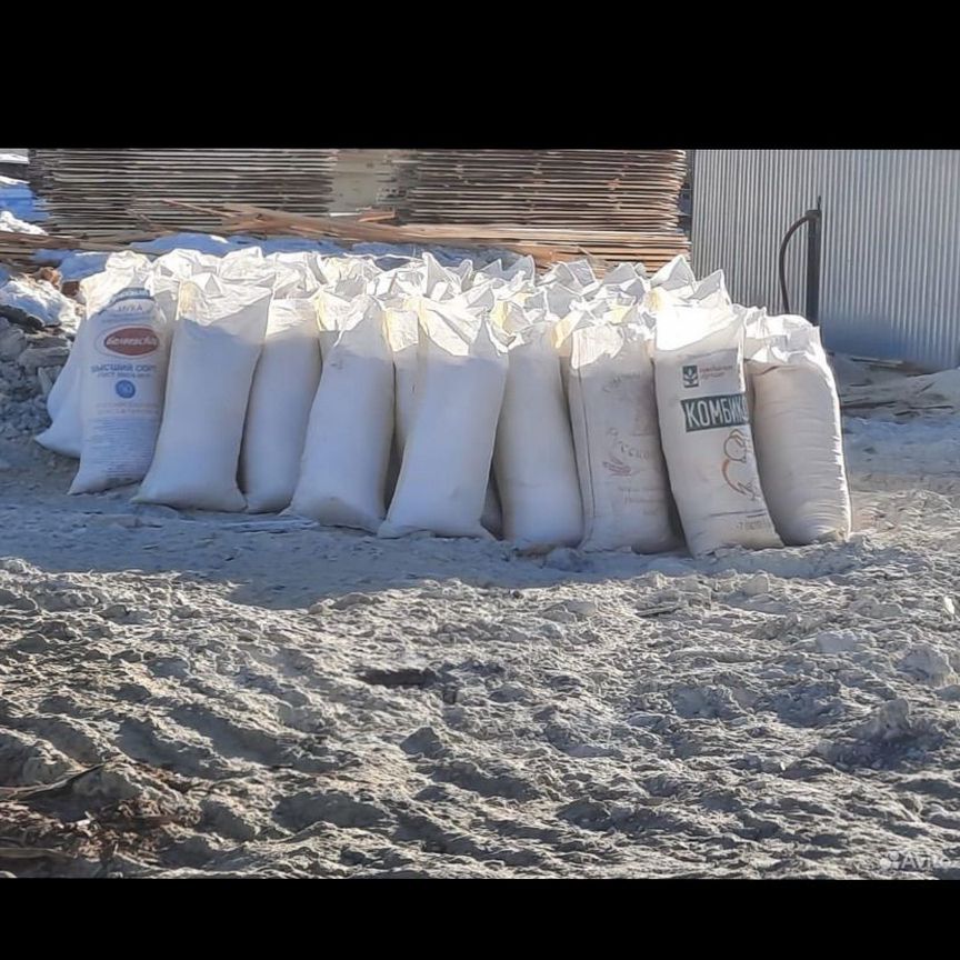 Опил в мешках