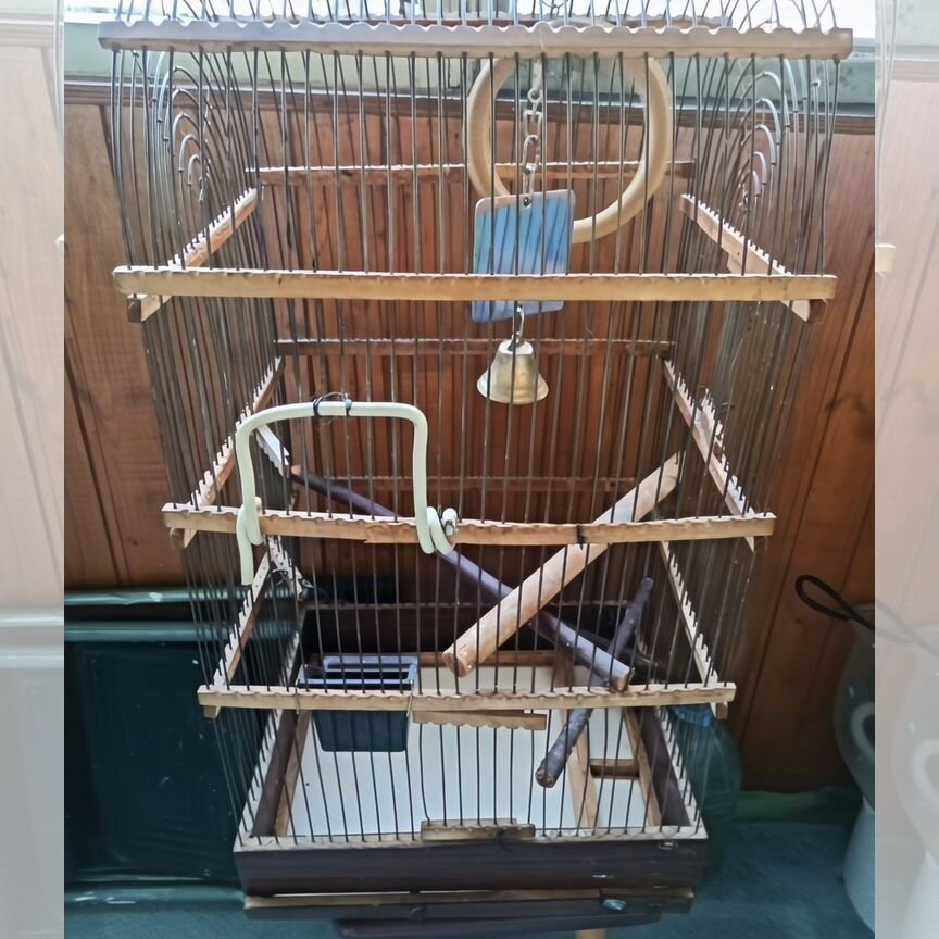 Клетка для больших попугаев