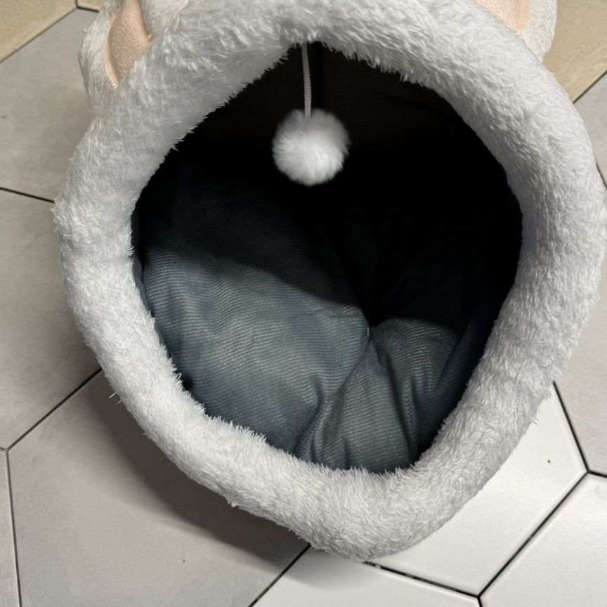 Домик для щенка или котенка