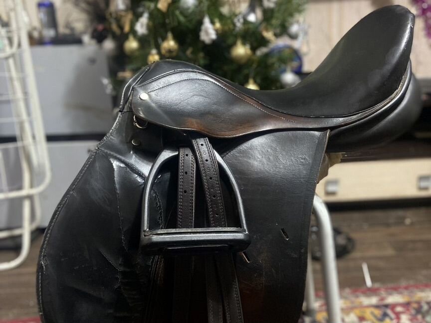 Продам седло