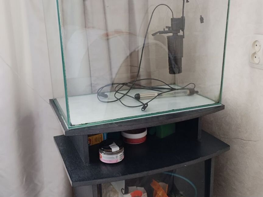 Аквариум с тумбой 80 л