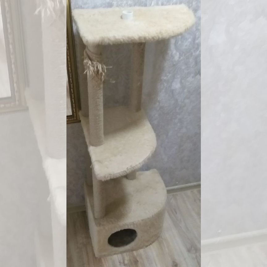 Кошачий домик с когтеточкой