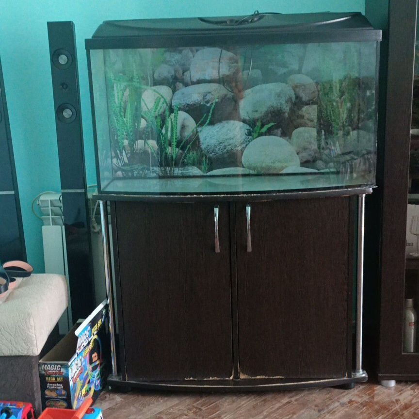 Аквариум с тумбой