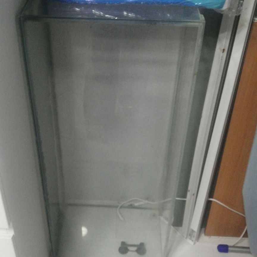 Продам аквариум 100л
