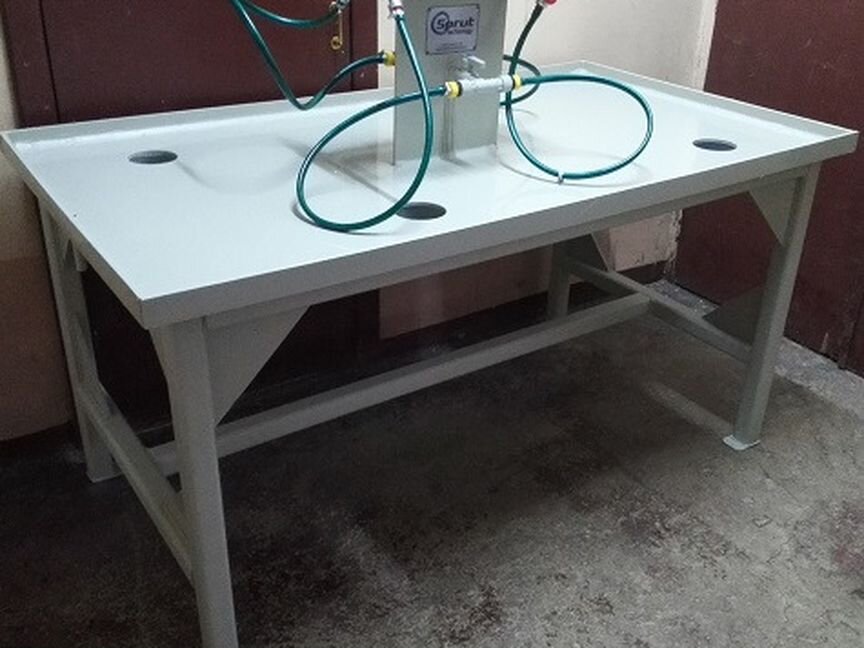 Столы для филетирования, разделки и инспекции рыбы