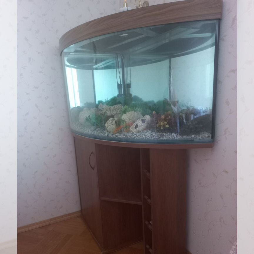 Аквариум с тумбой