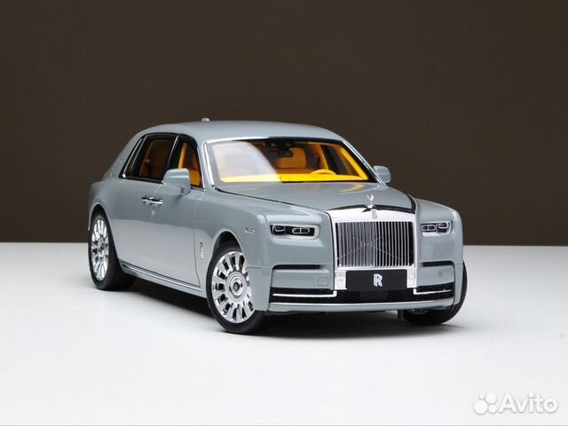 Rolls Royce Phantom viii Cement Gray 1:18 купить в Москве | Хобби и ...