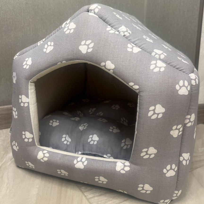 Домик - лежанка для маленькой собаки / кошки