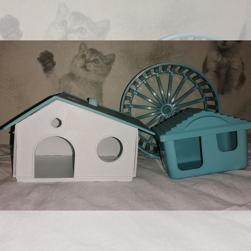 Маленькие домики и колесо для мышки/хомяка