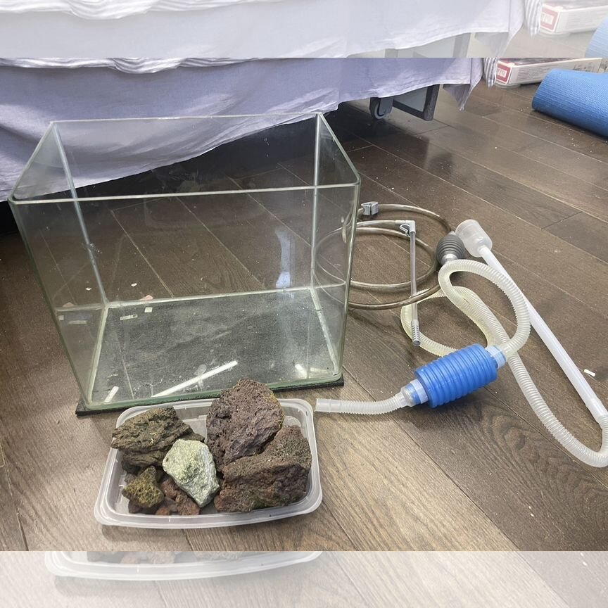 Аквариум, фильтр, термометр, грунт