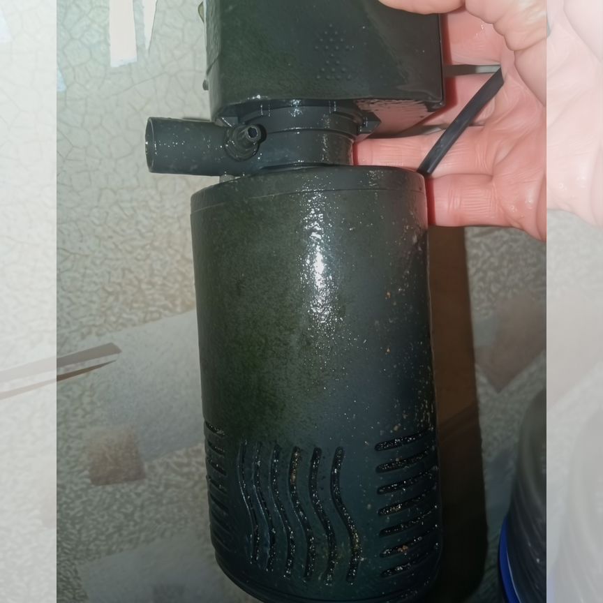 Погружной компрессор для аквариума