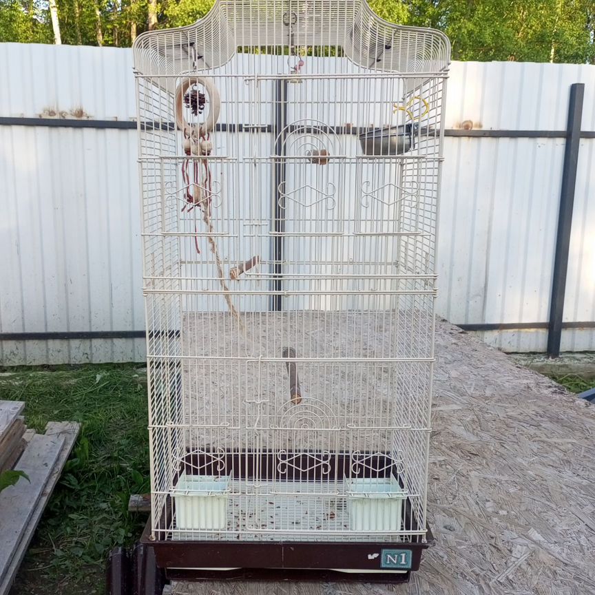 Клетка для попугаев