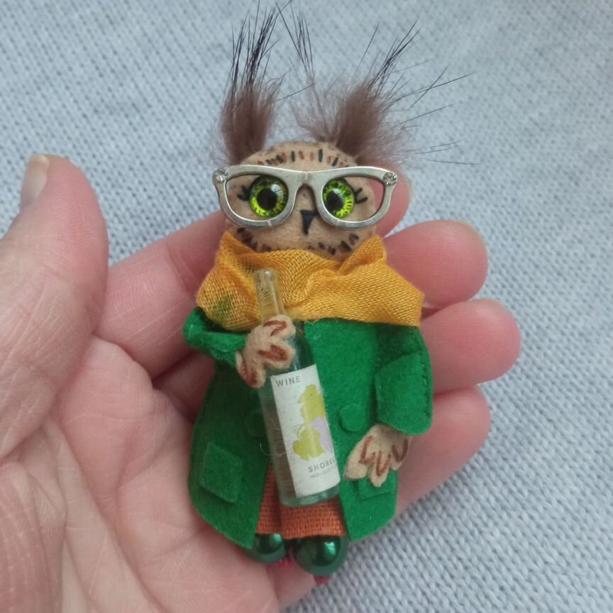 Брошь Значок Новый