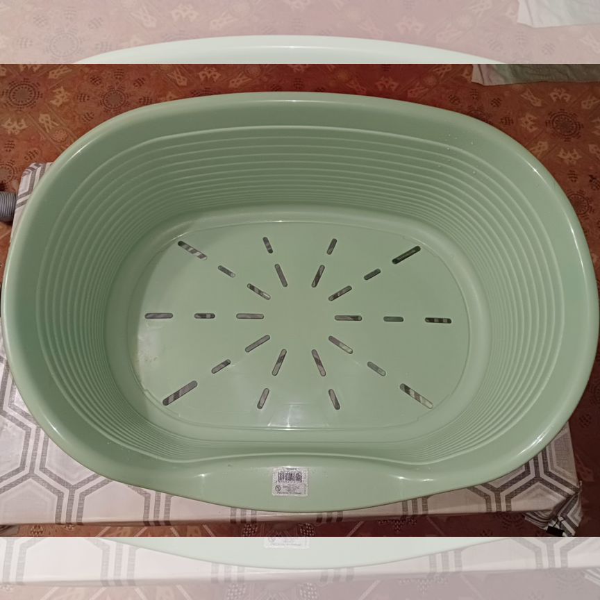 Лежак пластиковый для собаки