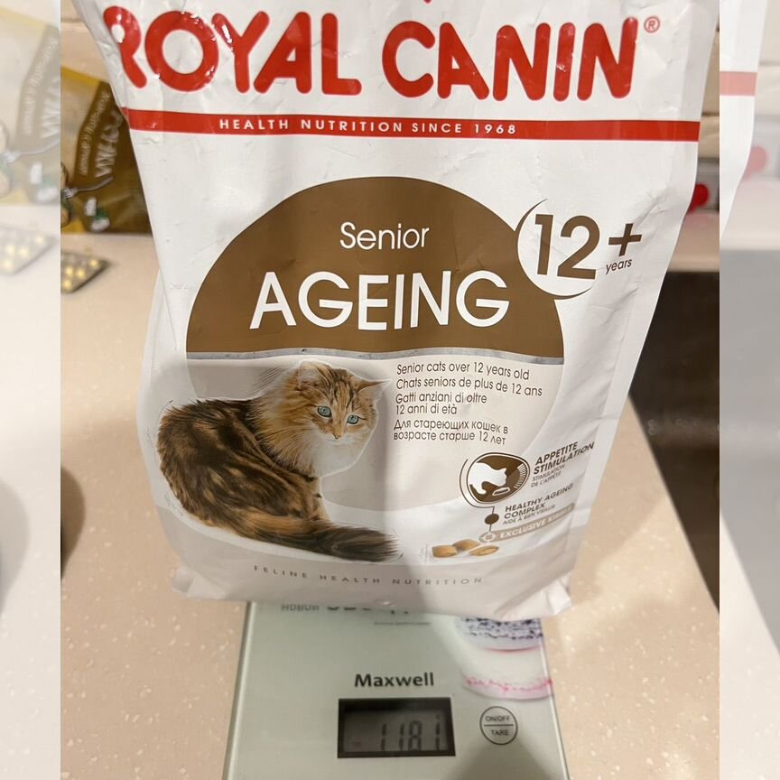 Корм для кошек royal canin aged