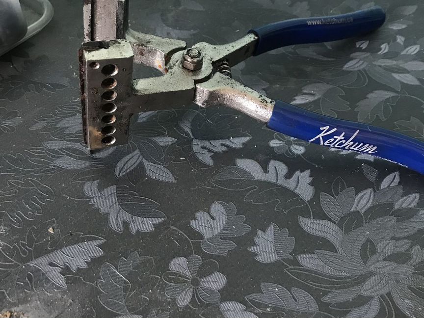 Щипцы для клеймения щенков