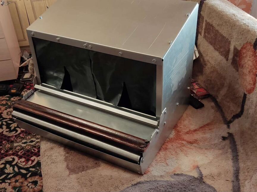 Гнездо для кур с яйцесборником, на 10 несушек