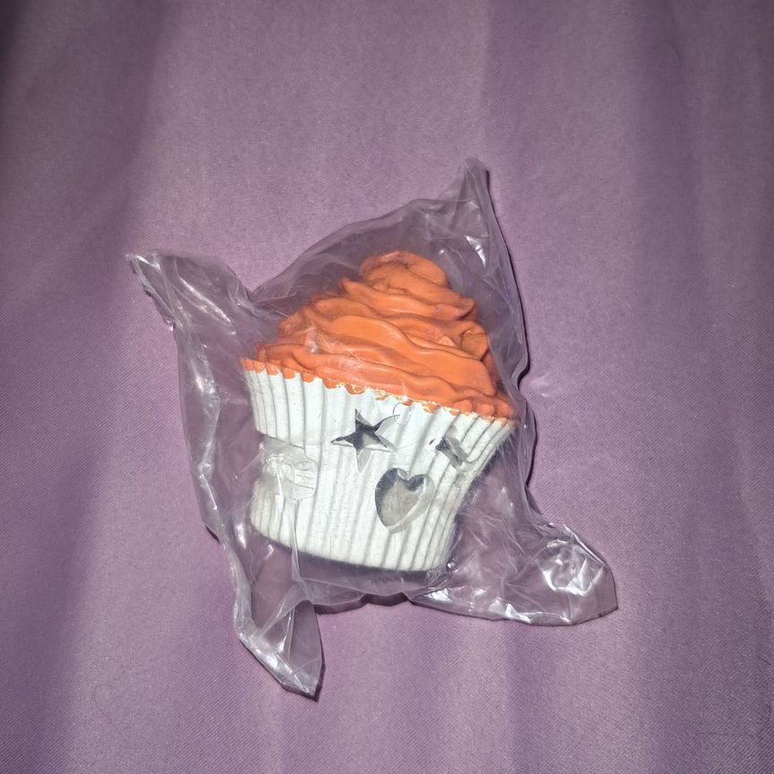 Игрушка для собак "капкейк"