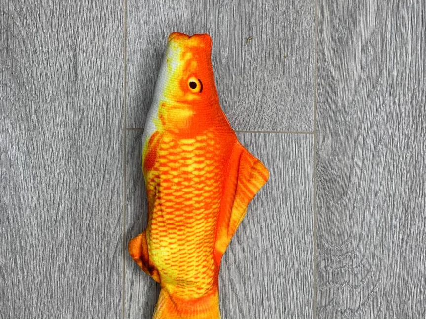 Игрушка для кошек Рыбка с мятой и валерианой