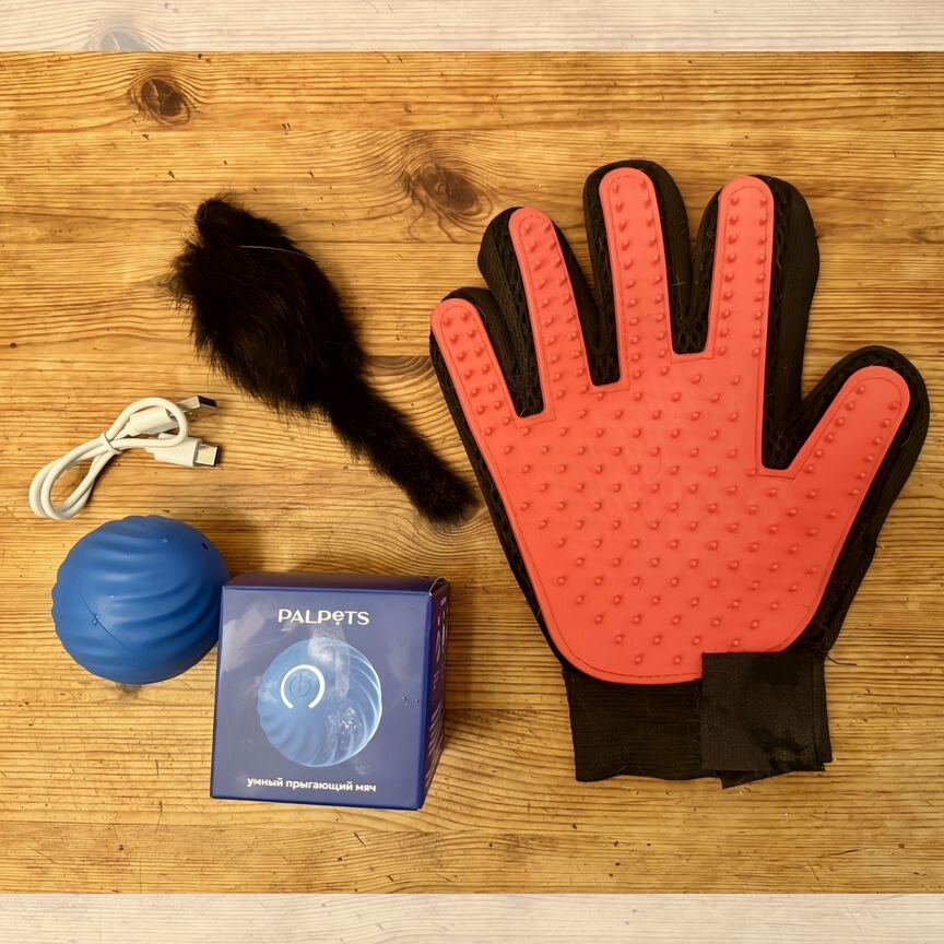 Игрушки и чесалка для кошек и собак