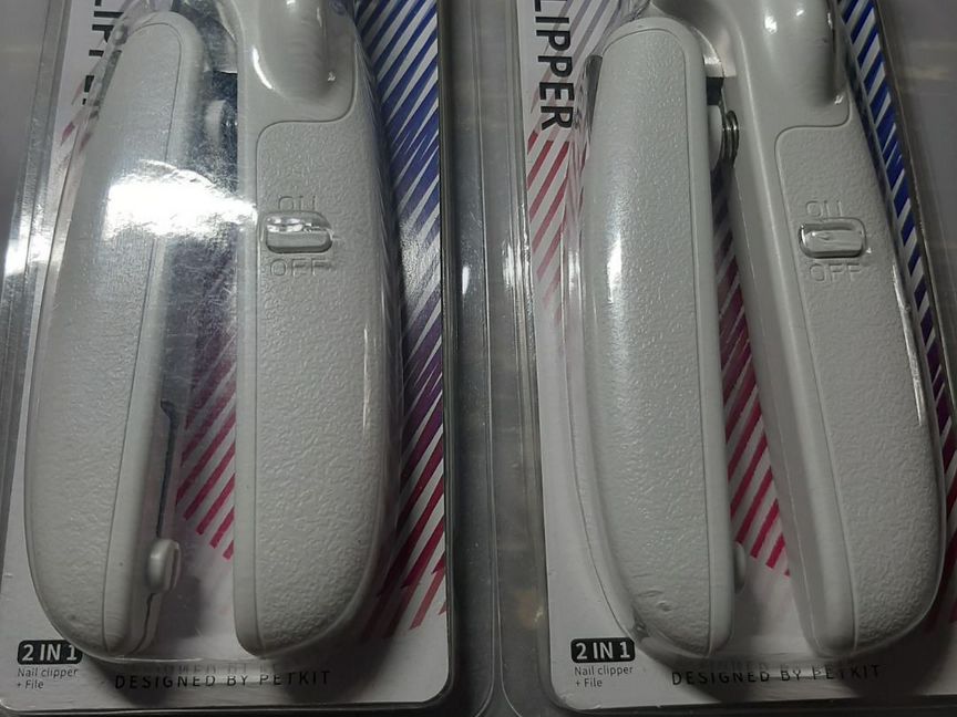 Когтерез для кошек и собак с LED фонарем petkit